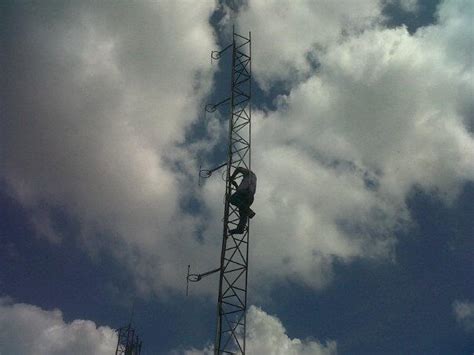 Hostingned Servicios Hosting Y Radio Streaming 📸 Des • • • Code Programming