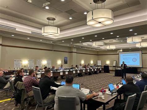 Peo Industrial Infrastructure Mark Edelson Presented A Siop Overview To Naval Sea Systems