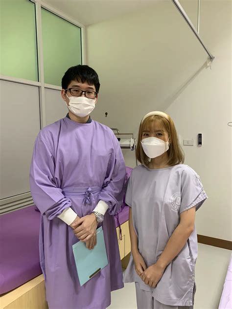 รักษาออฟฟิศซินโดรมด้วยการฝังเข็มครอบแก้ว Gallery Posted By Namfahlala🌻 Lemon8