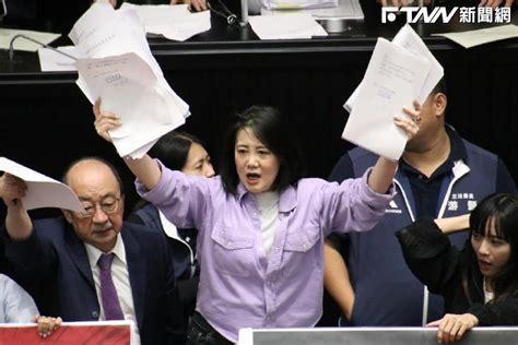 10萬人圍立院反國會擴權！賴清德深夜發文 吳思瑤：清楚宣示捍衛憲法決心