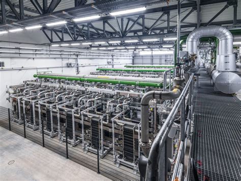Basf Commissions Electrolyzer For Major German Hydrogen Production Project