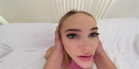 Rubia En El Sofa Vr Eporner