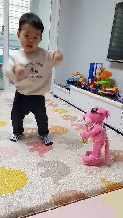 핑크팬더와 함께하는 댄스신동 Youtube