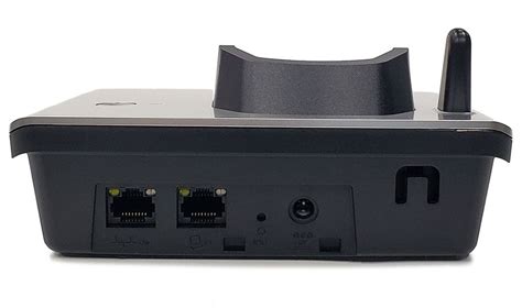 Polycom VVX D Base Station With Wireless Handset And Power