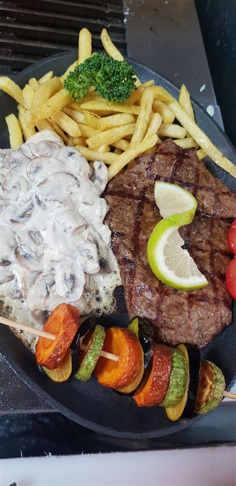 فست فود پدر سالار