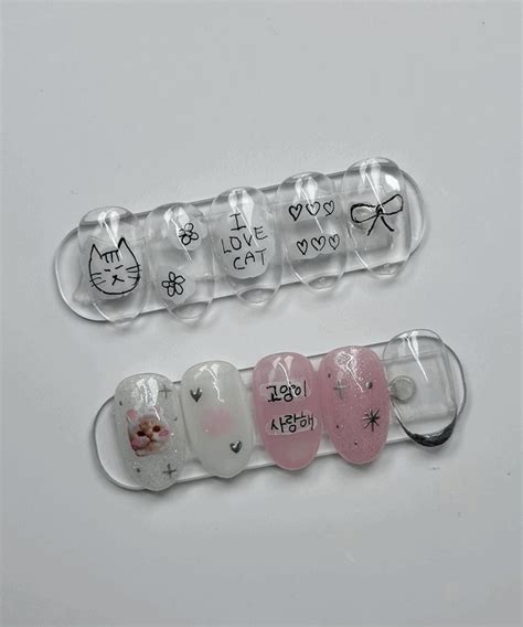 댕냥이네일🐶🐱 고양이네일 강아지네일 키치네일 드로잉네일 네일팁 수제네일팁 에이블리