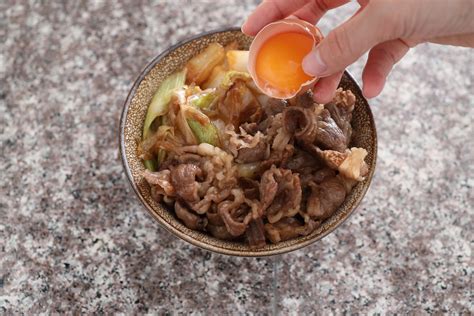 極上すき焼き丼 MOAI s KITCHENMOAI s KITCHEN