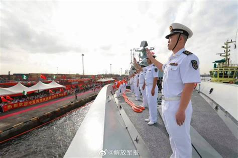 海军第46批护航编队许昌舰抵达尼日利亚参加多边联合演习组织舰艇科目