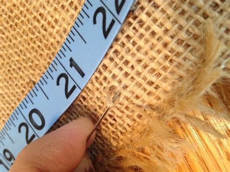 Two It Yourself How To Cut Burlap Without Fraying And Straight