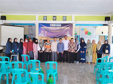 Mahasiswa Kkn T Utm Gelar Pelatihan Umkm Di Pamekasan