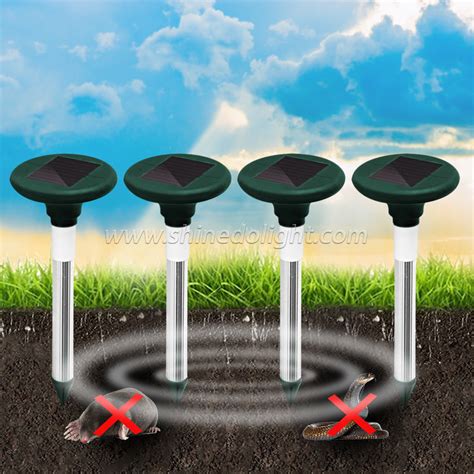 Waterproof Mole Repellent Gopher Repellent Ultrasonic Solar Powered