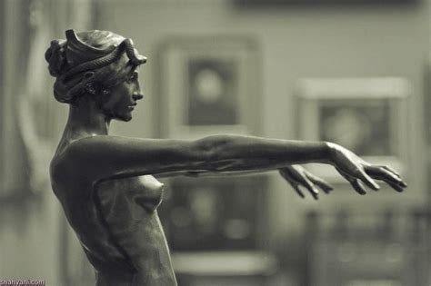 تصاویر اروتیک زیرخاکی