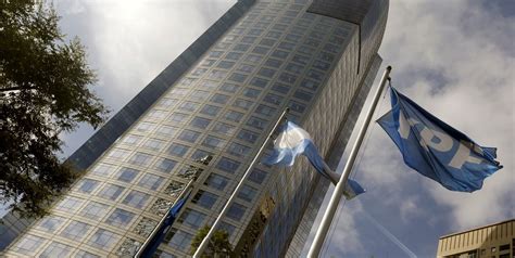 Juicio Por Ypf Buford Exigió Que Pasen A Su Nombre 51 De Las Acciones