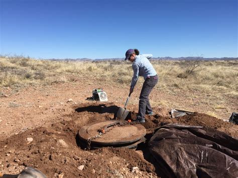 Maintaining An Azgs Broadband Seismometer Azgs