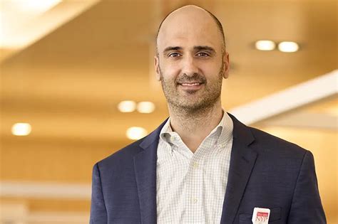 Dr Jonathan Avery Qanda Physician Stories Advances For Medical