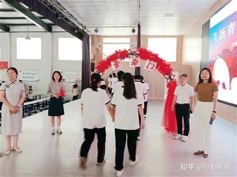 飞扬青春 筑梦起航盱眙县官滩初级中学初二年级举行青春仪式 知乎