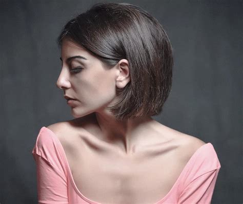 사진 태그 피부 Pikist