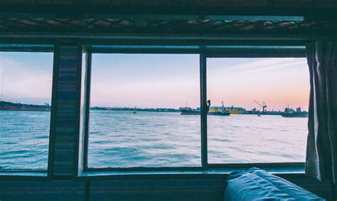 布萊恩尬英語 背單字diy 很實用 單字有多少種 就有多少種背的方式 各位爸爸媽媽在陪孩子背單字 一定會遇到長的字，複雜的字 第一件事情就是「切」🔪🍎 大孩子的切法用「意思」切