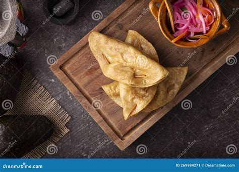 Atum Frito Tacos Imagem De Stock Imagem De Profundamente 269984271