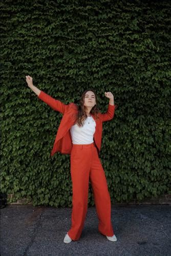 Ali Mcguirk Band Set To Play Crossroads Music Series Salem News Art Stars