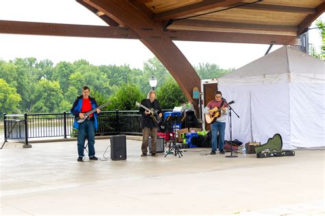 Idea Inclusion Diversity And Equity Alliance Its National Non Binary Awareness Week While