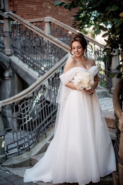 Весільна сукня — ціна 6000 грн у каталозі Весільні сукні Купити жіночі речі за доступною ціною