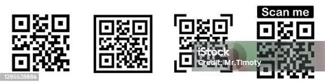 Qr 코드 집합입니다 스마트 폰에 대한 Qr 코드 스캔 바 라벨 Qr 코드 및 산업용 바코드를 스캔합니다 템플릿은 스마트 폰에 대한 나에게 Qr 코드를 스캔합니다 바코드