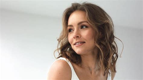 Олена Шоптенко зворушливо привітала чоловіка з днем народження та показала його рідкісне фото