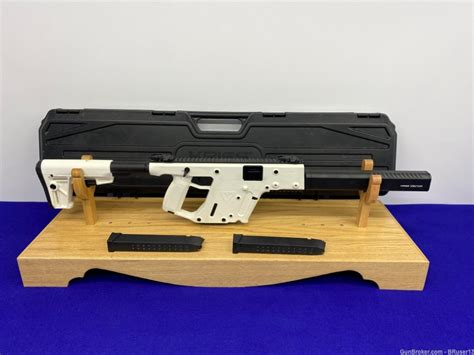 Sold Kriss Vector Gen Ii Crb 45 Acp Blackwhite Famous Chris Vector