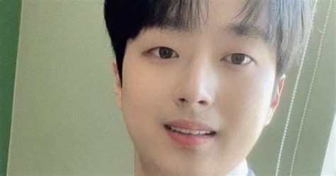 공식 이찬원 경미한 사고로 일시적 활동중단전문