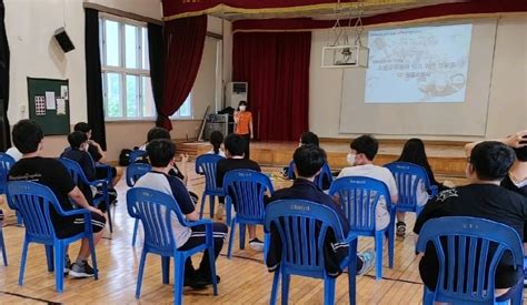 전북소방 정읍소방서 입암중학교 미래소방관 체험 교실 운영 정읍소방서서장 백성기는 지난 12일