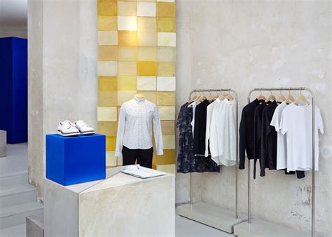 Universal Design Studio Rides The Pop Up Wave With Fruit Of The Loom