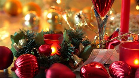 Красные новогодние шарики · 1920x1080 Full Hd бесплатная фотография от Viola картинки и обои