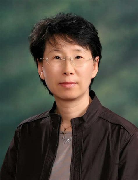 형편 어려운 학생 도운 김일영 교사 ‘공무원상 세계일보