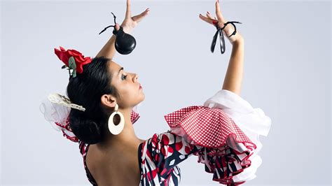 Las Sevillanas Un Baile Que Rebosa Pasión Pura Esencia Flamenco