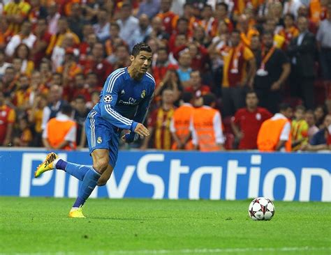 Ngày Này Năm Xưa Ronaldo đi Vào Lịch Sử Cúp C1 Châu Âu