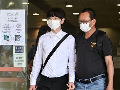 警校开放日港台兼职记者涉藏仿制枪 待索法律意见押10月讯 星岛日报