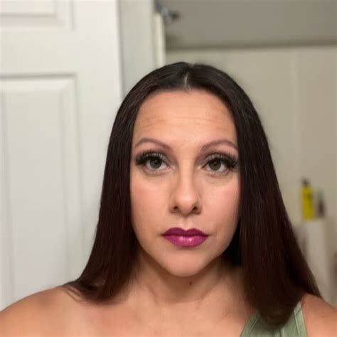 Nena Lovelynena14 • Threads Say More