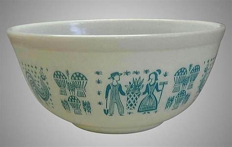 Guide To Vintage Pyrex Kitchenware Patterns Vintage Pyrex Patterns Pyrex Vintage Pyrex Patterns