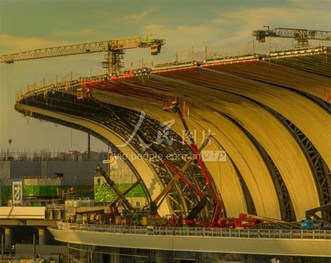 广东广州白云站建设稳步推进 人民图片网