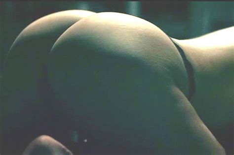 Naked Erica Cox In Bitten