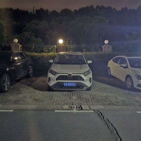 这种把车停在线上的傻逼是怎么想的？ Nga玩家社区