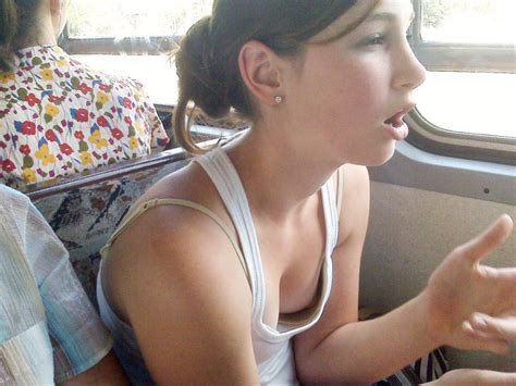 Candid Accidental Nip Slips Ehotpics Com