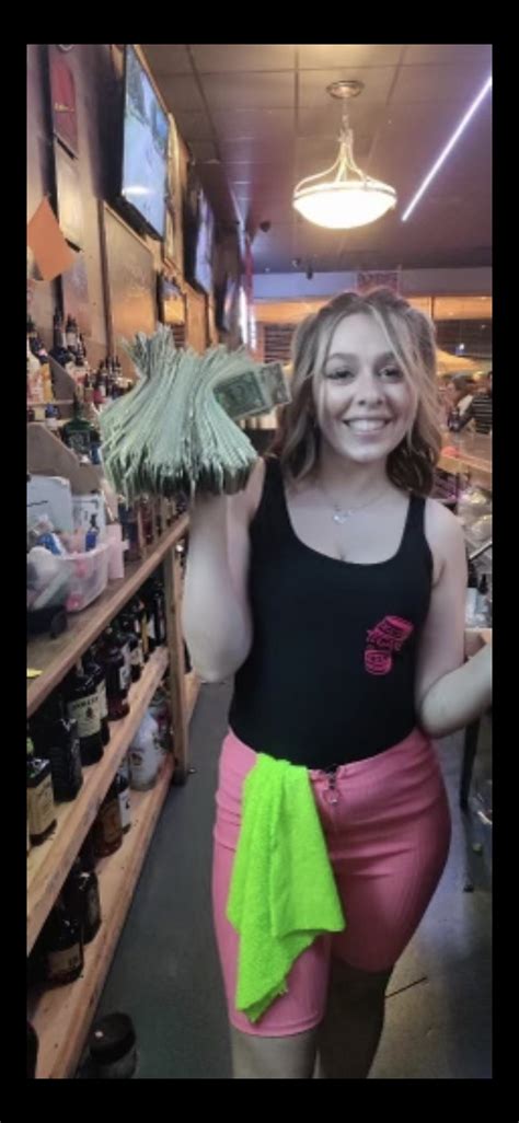 Xset Rep Drizzy On Twitter Man Im Convinced Starrsapphiree Be Working At Da Strip Club And