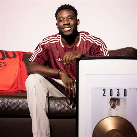 Alphonso Davies ធ្វើសុីផ្លូវចិត្ត Real Madrid ដោយប្តេជ្ញានៅ Bayern ដល់ឆ្នាំ២០៣០ Cambosport Net