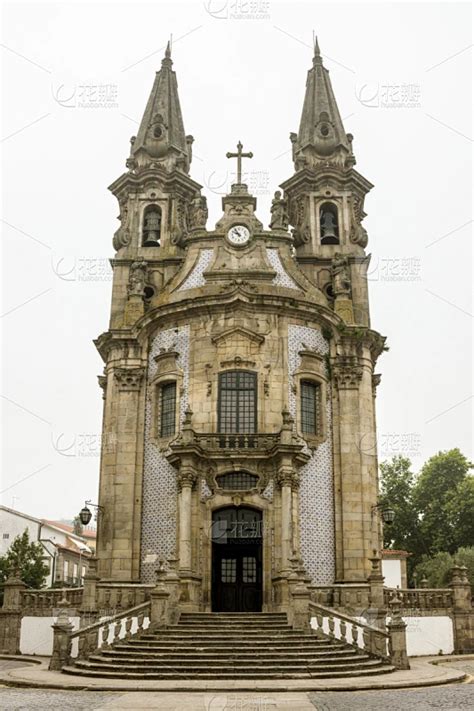 垂直画幅 女人 外立面 旅游目的地 建筑 巴洛克风格 西班牙和葡萄牙人 建筑外部 户外素材 花瓣网