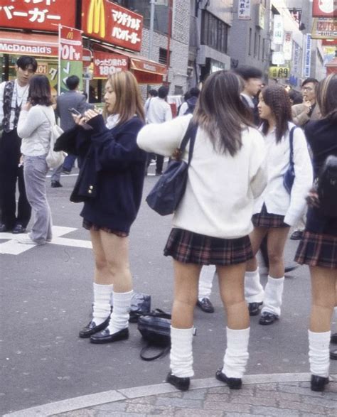 Pinterest Gyaru Fashion Japanese Fashion Fashion Poses