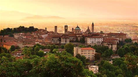 Bergamo - Atrakcje turystyczne, zabytki Bergamo, Przewodnik po Bergamo ...