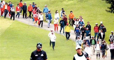 300야드 펑펑 女봐라 男골프 나간다