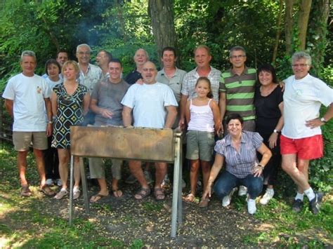 Barbecue Charnay 69380 Amicale Classe En Neuf
